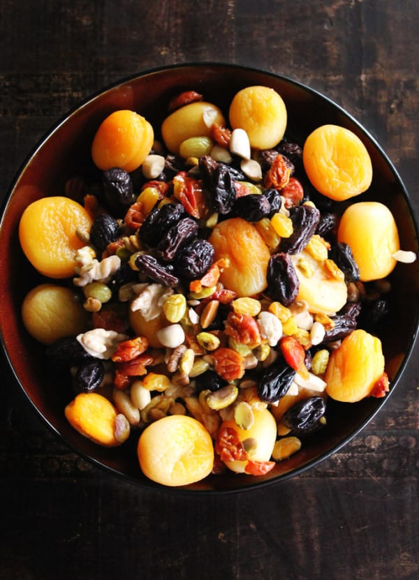 Haft mewa recipe (Afghan fruit and nut dish) - Rhubarbarians