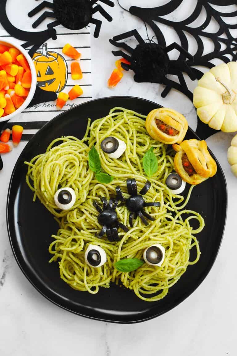 Easy spooky spaghetti: a Halloween pasta recipe - Rhubarbarians